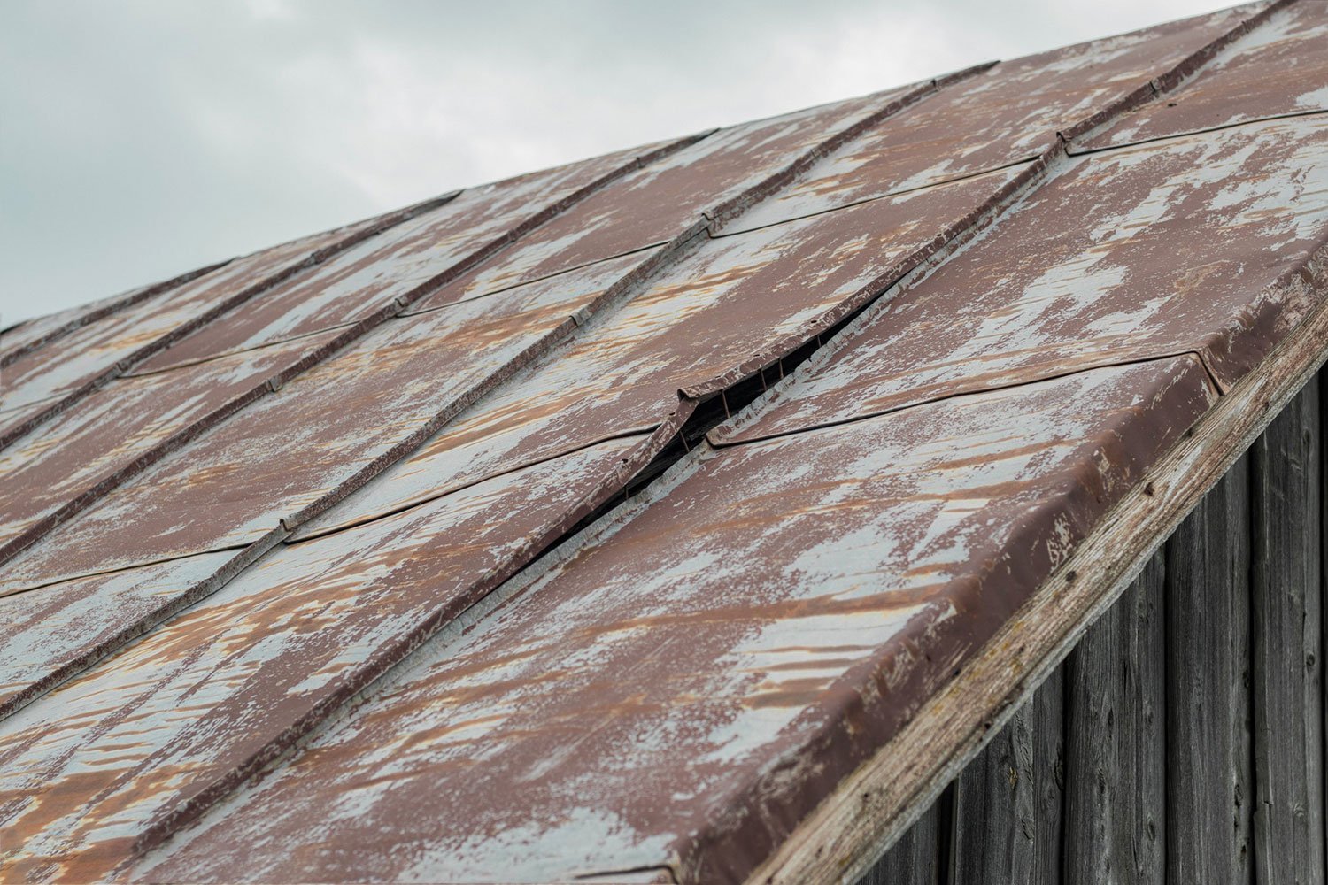 Is Your Roof Decking Bad? Signs to Look For